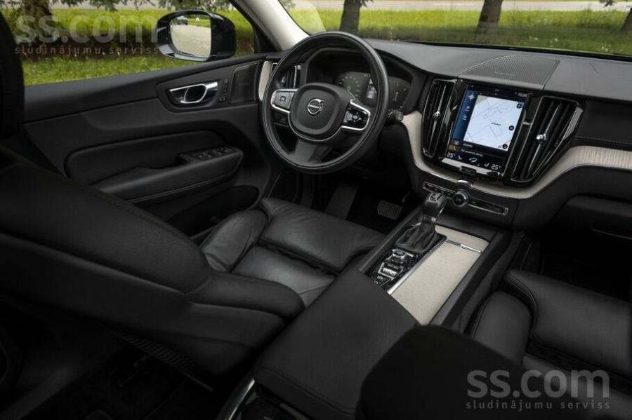 Melns Volvo XC60 2020 Jelgava, ar dzinēja tilpumu 2.00 L un nobraukumu 0 tūkst. km par 25500 €, foto 13 vietnē AUTOMOTO.COM.LV