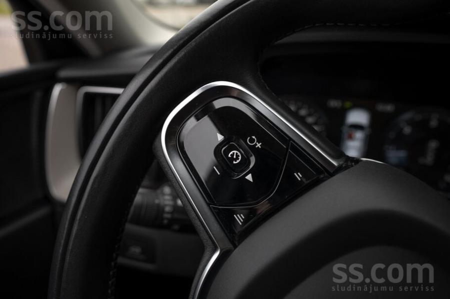 Melns Volvo XC60 2020 Jelgava, ar dzinēja tilpumu 2.00 L un nobraukumu 0 tūkst. km par 25500 €, foto 23 vietnē AUTOMOTO.COM.LV