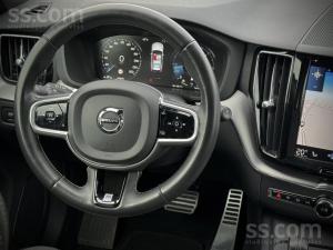 Черный Вольво ХС60 2020 в Рига, объемом двигателя 2.00 л и пробегом 228 тыс. км за 24300 €, фото 18 на AUTOMOTO.COM.LV