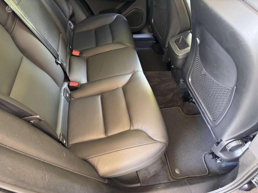 Melns Volvo XC60 2020 Šauļi, ar dzinēja tilpumu 2.00 L un nobraukumu 290 tūkst. km par 16650 €, foto 18 vietnē AUTOMOTO.COM.LV
