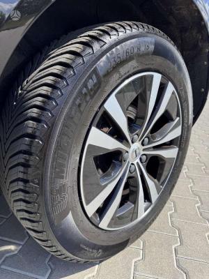 Melns Volvo XC60 2020 Šauļi, ar dzinēja tilpumu 2.00 L un nobraukumu 290 tūkst. km par 16650 €, foto 32 vietnē AUTOMOTO.COM.LV
