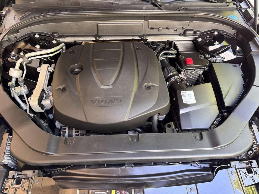 Melns Volvo XC60 2020 Šauļi, ar dzinēja tilpumu 2.00 L un nobraukumu 290 tūkst. km par 16650 €, foto 33 vietnē AUTOMOTO.COM.LV