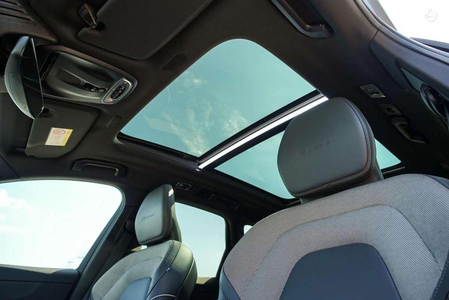 Melns Volvo XC60 2020 Marijampole, ar dzinēja tilpumu 1.97 L un nobraukumu 212 tūkst. km par 24950 €, foto 31 vietnē AUTOMOTO.COM.LV