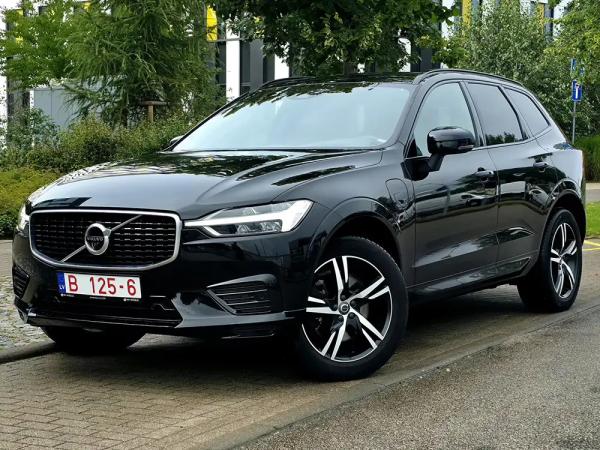 Черный Вольво ХС60 2020 в Рига, объемом двигателя 2.00 л и пробегом 156 тыс. км за 28390 €, фото 1 на AUTOMOTO.COM.LV