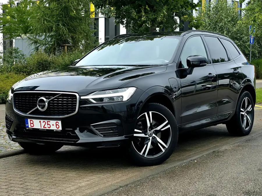 Black Volvo XC60 2020 in Riga, with an engine capacity of 2.00 L and mileage of 156 thousand km for 28390 €, photo 1 on AUTOMOTO.COM.LV