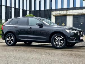 Black Volvo XC60 2020 in Riga, with an engine capacity of 2.00 L and mileage of 156 thousand km for 28390 €, photo 5 on AUTOMOTO.COM.LV