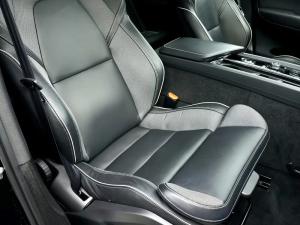 Black Volvo XC60 2020 in Riga, with an engine capacity of 2.00 L and mileage of 156 thousand km for 28390 €, photo 25 on AUTOMOTO.COM.LV