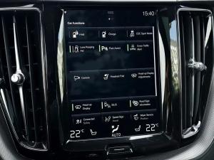 Black Volvo XC60 2020 in Riga, with an engine capacity of 2.00 L and mileage of 156 thousand km for 28390 €, photo 33 on AUTOMOTO.COM.LV