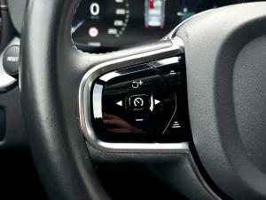 Black Volvo XC60 2020 in Riga, with an engine capacity of 2.00 L and mileage of 156 thousand km for 28390 €, photo 38 on AUTOMOTO.COM.LV