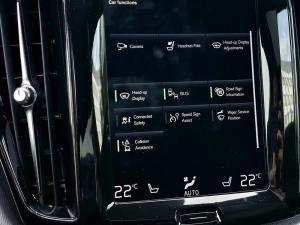 Black Volvo XC60 2020 in Riga, with an engine capacity of 2.00 L and mileage of 156 thousand km for 28390 €, photo 56 on AUTOMOTO.COM.LV