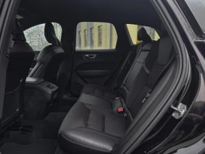 Melns Volvo XC60 2020 Rīga, ar dzinēja tilpumu 2.00 L un nobraukumu 230 tūkst. km par 22700 €, foto 8 vietnē AUTOMOTO.COM.LV