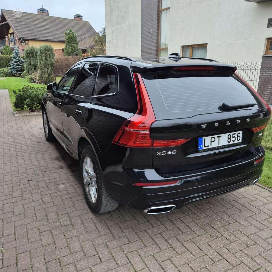 Melns Volvo XC60 2020 Viļņa, ar dzinēja tilpumu 1.97 L un nobraukumu 124 tūkst. km par 27500 €, foto 4 vietnē AUTOMOTO.COM.LV