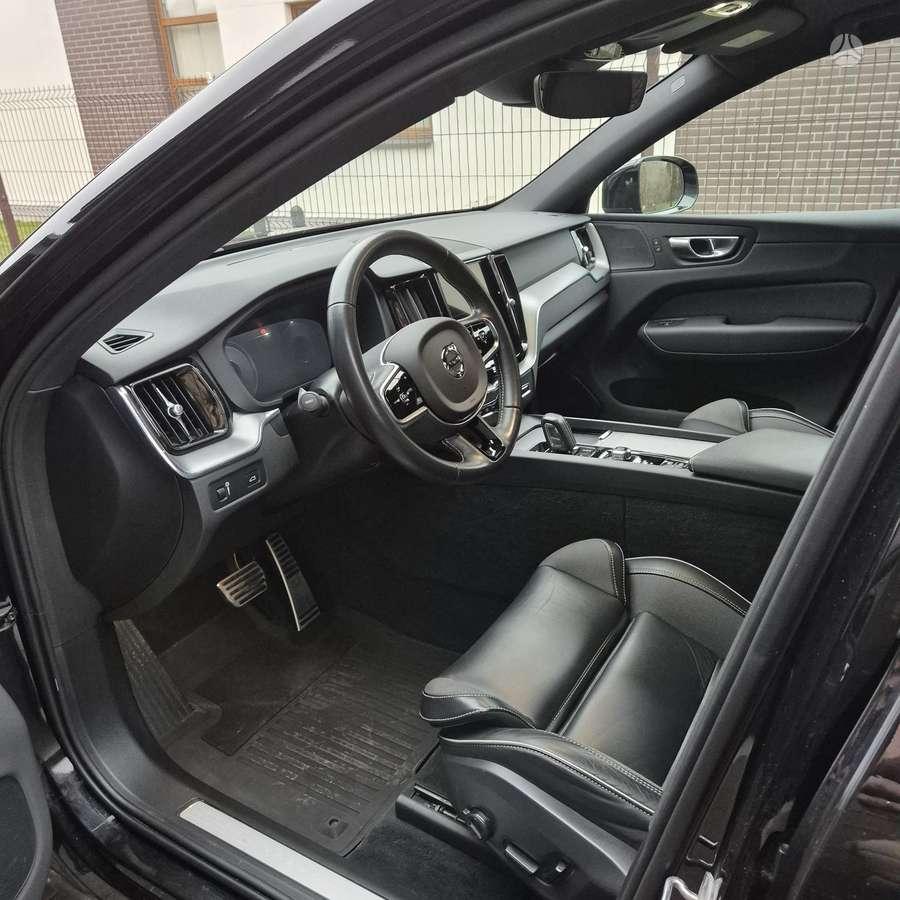 Melns Volvo XC60 2020 Viļņa, ar dzinēja tilpumu 1.97 L un nobraukumu 124 tūkst. km par 27500 €, foto 7 vietnē AUTOMOTO.COM.LV