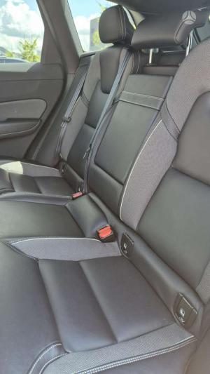 Melns Volvo XC60 2020 Viļņa, ar dzinēja tilpumu 1.97 L un nobraukumu 124 tūkst. km par 27500 €, foto 9 vietnē AUTOMOTO.COM.LV