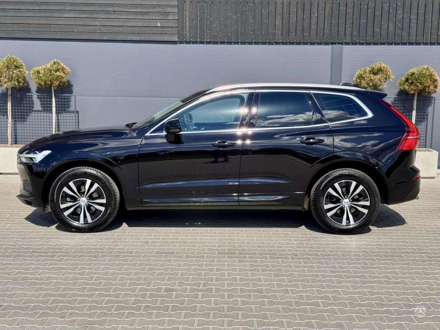 Melns Volvo XC60 2020 Šauļi, ar dzinēja tilpumu 2.00 L un nobraukumu 290 tūkst. km par 16650 €, foto 4 vietnē AUTOMOTO.COM.LV
