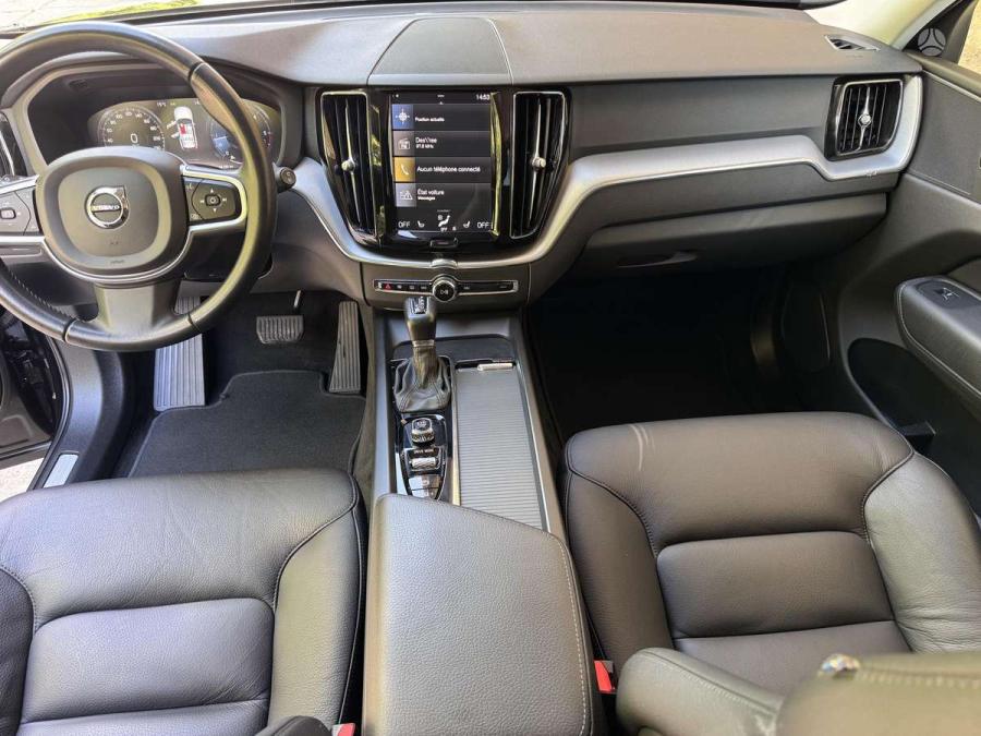 Melns Volvo XC60 2020 Šauļi, ar dzinēja tilpumu 2.00 L un nobraukumu 290 tūkst. km par 16650 €, foto 22 vietnē AUTOMOTO.COM.LV