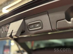 Black Volvo XC60 2020 in Riga, with an engine capacity of 2.00 L and mileage of 205 thousand km for 23990 €, photo 29 on AUTOMOTO.COM.LV