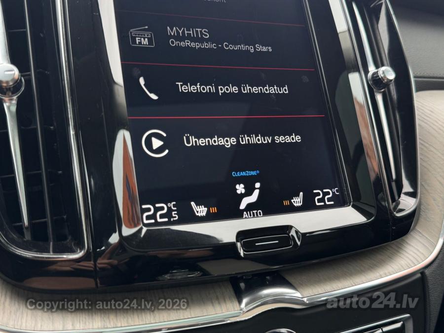Black Volvo XC60 2020 in Tallinn, with an engine capacity of 2.00 L and mileage of 180 thousand km for 26190 €, photo 21 on AUTOMOTO.COM.LV