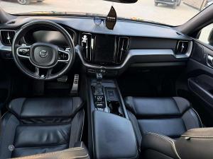 Black Volvo XC60 2020 in Vilnius, with an engine capacity of 1.97 L and mileage of 113 thousand km for 23800 €, photo 8 on AUTOMOTO.COM.LV