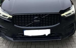 Black Volvo XC60 2020 in Vilnius, with an engine capacity of 1.97 L and mileage of 113 thousand km for 23800 €, photo 14 on AUTOMOTO.COM.LV