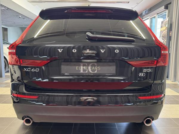 Black Volvo XC60 2020 in Riga, with an engine capacity of 2.00 L and mileage of 205 thousand km for 23990 €, photo 3 on AUTOMOTO.COM.LV