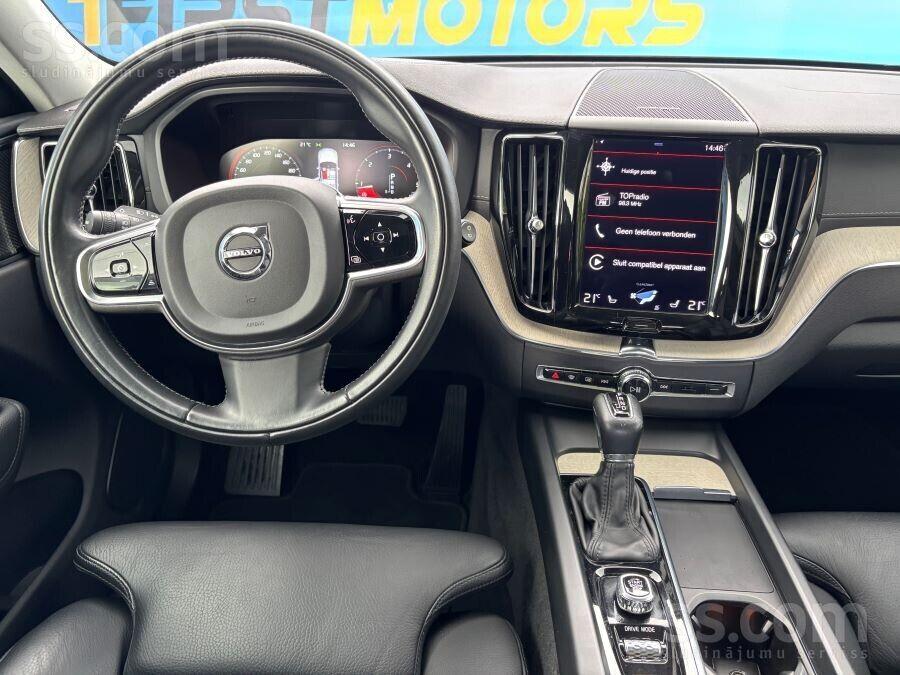 Melns Volvo XC60 2020 Rīga, ar dzinēja tilpumu 2.00 L un nobraukumu 111 tūkst. km par 23950 €, foto 8 vietnē AUTOMOTO.COM.LV