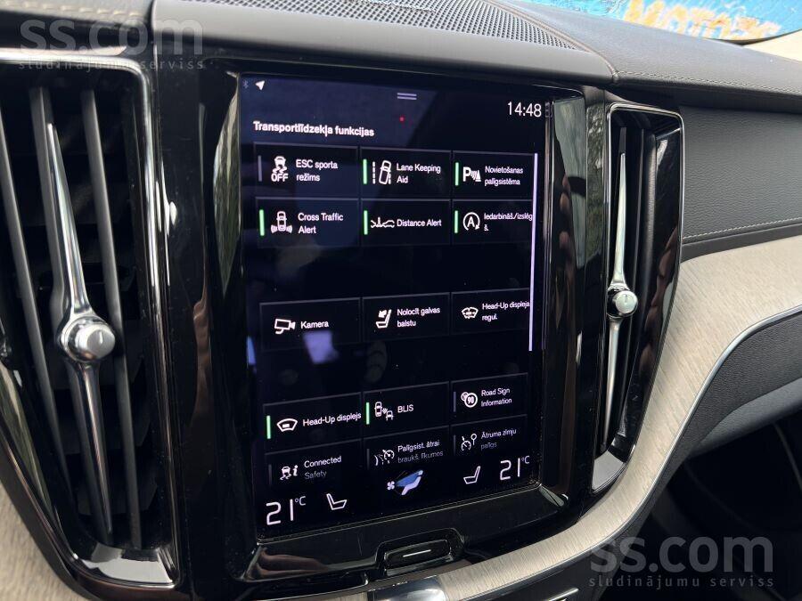 Melns Volvo XC60 2020 Rīga, ar dzinēja tilpumu 2.00 L un nobraukumu 111 tūkst. km par 23950 €, foto 16 vietnē AUTOMOTO.COM.LV