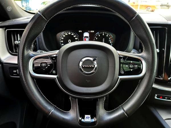 Melns Volvo XC60 2020 Kauņa, ar dzinēja tilpumu 1.97 L un nobraukumu 210 tūkst. km par 23900 €, foto 6 vietnē AUTOMOTO.COM.LV