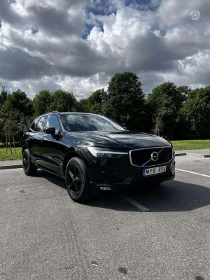 Black Volvo XC60 2020 in Panevezys, with an engine capacity of 1.97 L and mileage of 134 thousand km for 24500 €, photo 3 on AUTOMOTO.COM.LV