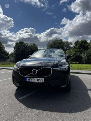 Black Volvo XC60 2020 in Panevezys, with an engine capacity of 1.97 L and mileage of 134 thousand km for 24500 €, photo 9 on AUTOMOTO.COM.LV