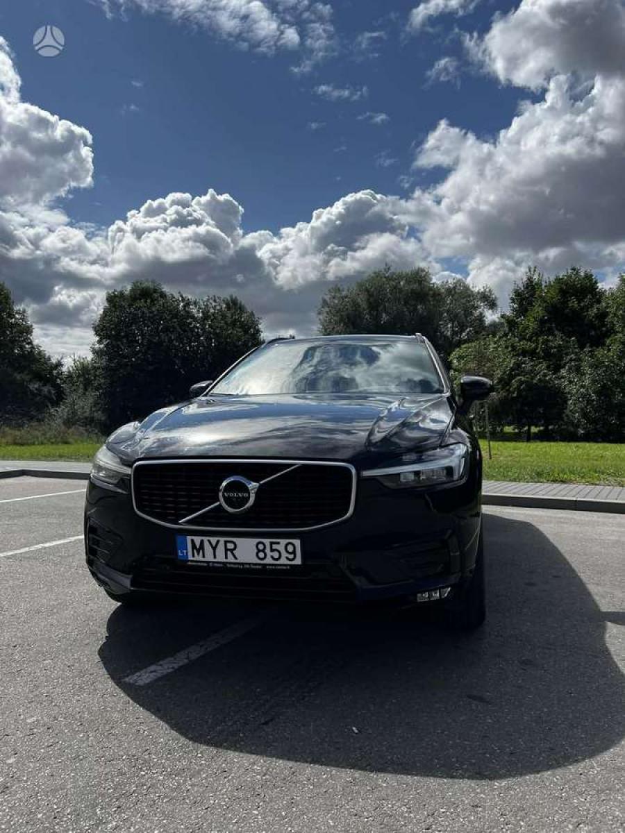 Black Volvo XC60 2020 in Panevezys, with an engine capacity of 1.97 L and mileage of 134 thousand km for 24500 €, photo 9 on AUTOMOTO.COM.LV