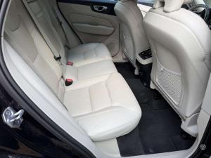 Melns Volvo XC60 2020 Tauragė, ar dzinēja tilpumu 1.97 L un nobraukumu 270 tūkst. km par 19500 €, foto 12 vietnē AUTOMOTO.COM.LV