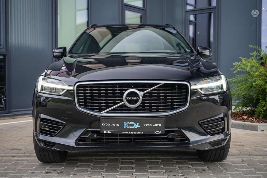 Black Volvo XC60 2020 in Kaunas, with an engine capacity of 1.97 L and mileage of 212 thousand km for 23950 €, photo 5 on AUTOMOTO.COM.LV