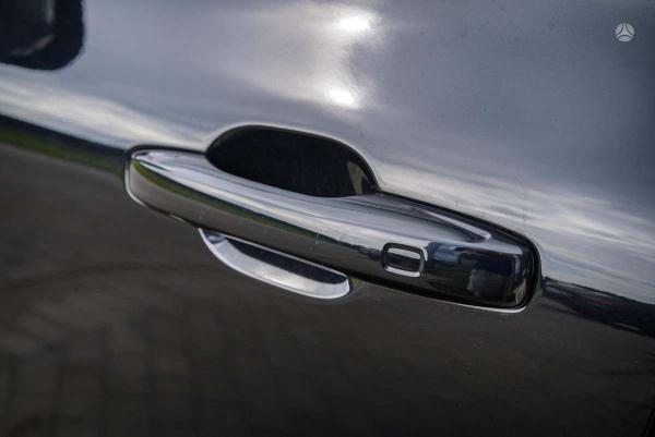 Melns Volvo XC60 2020 Kauņa, ar dzinēja tilpumu 1.97 L un nobraukumu 212 tūkst. km par 23950 €, foto 9 vietnē AUTOMOTO.COM.LV