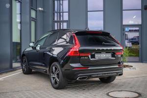 Black Volvo XC60 2020 in Kaunas, with an engine capacity of 1.97 L and mileage of 212 thousand km for 23950 €, photo 10 on AUTOMOTO.COM.LV