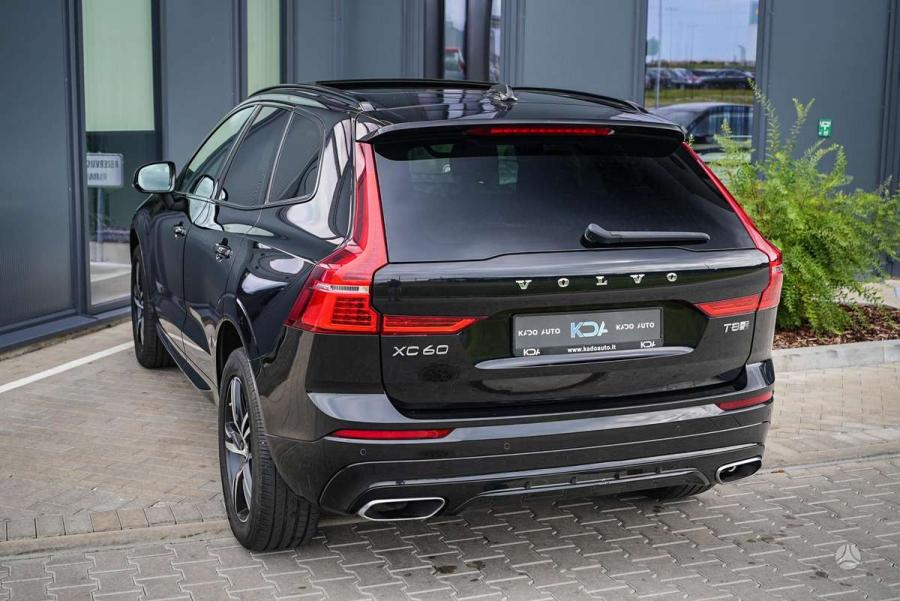 Black Volvo XC60 2020 in Kaunas, with an engine capacity of 1.97 L and mileage of 212 thousand km for 23950 €, photo 12 on AUTOMOTO.COM.LV