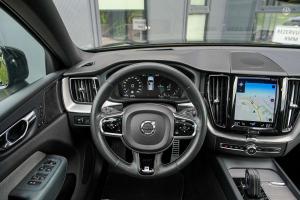 Black Volvo XC60 2020 in Kaunas, with an engine capacity of 1.97 L and mileage of 212 thousand km for 23950 €, photo 20 on AUTOMOTO.COM.LV