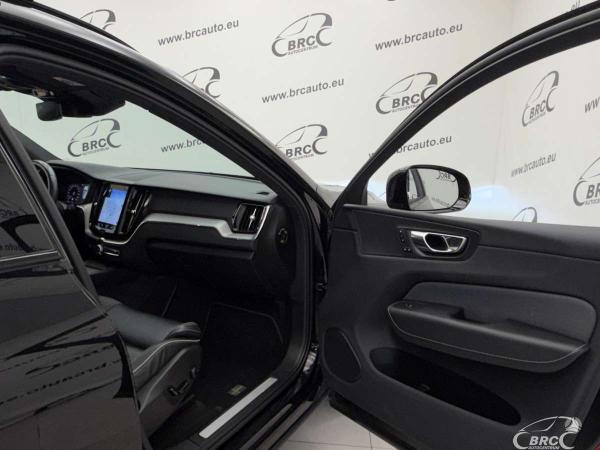 Melns Volvo XC60 2020 Viļņa, ar dzinēja tilpumu 1.97 L un nobraukumu 137 tūkst. km par 29900 €, foto 11 vietnē AUTOMOTO.COM.LV