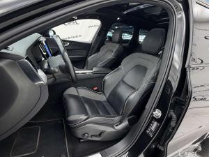Black Volvo XC60 2020 in Vilnius, with an engine capacity of 1.97 L and mileage of 137 thousand km for 29900 €, photo 25 on AUTOMOTO.COM.LV