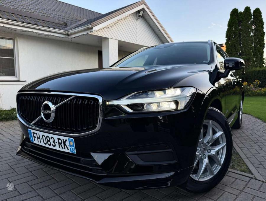 Melns Volvo XC60 2020 Kauņa, ar dzinēja tilpumu 2.00 L un nobraukumu 127 tūkst. km par 21500 €, foto 4 vietnē AUTOMOTO.COM.LV