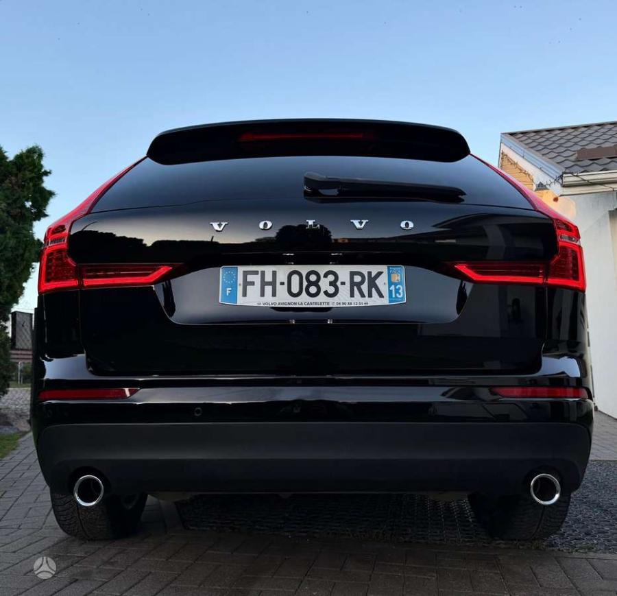 Melns Volvo XC60 2020 Kauņa, ar dzinēja tilpumu 2.00 L un nobraukumu 127 tūkst. km par 21500 €, foto 16 vietnē AUTOMOTO.COM.LV