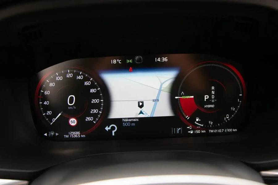 Melns Volvo XC60 2020 Tukums, ar dzinēja tilpumu 2.00 L un nobraukumu 127 tūkst. km par 28990 €, foto 11 vietnē AUTOMOTO.COM.LV