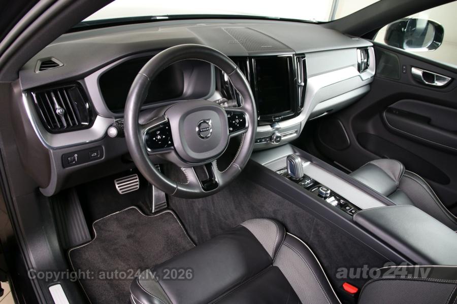 Black Volvo XC60 2020 in Parnu, with an engine capacity of 2.00 L and mileage of 66 thousand km for 32990 €, photo 9 on AUTOMOTO.COM.LV