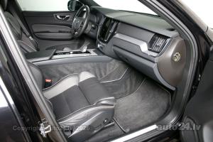 Black Volvo XC60 2020 in Parnu, with an engine capacity of 2.00 L and mileage of 66 thousand km for 32990 €, photo 10 on AUTOMOTO.COM.LV