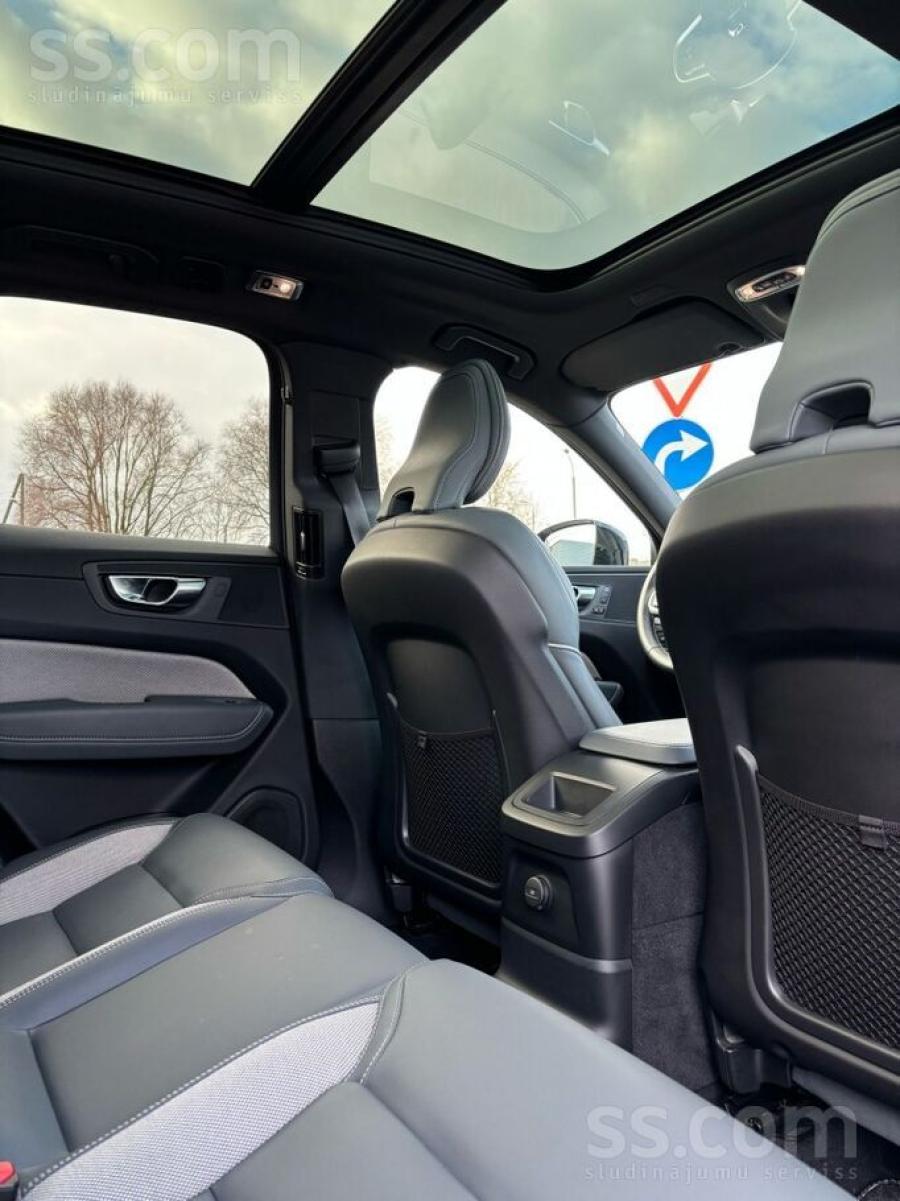Melns Volvo XC60 2021 Rīga, ar dzinēja tilpumu 2.00 L un nobraukumu 141 tūkst. km par 33990 €, foto 22 vietnē AUTOMOTO.COM.LV