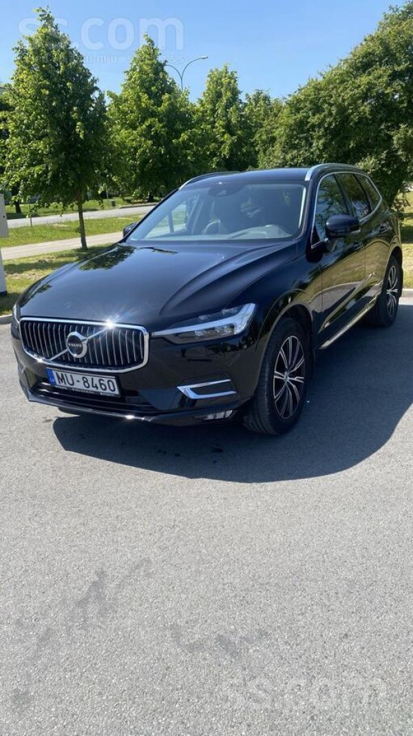 Black Volvo XC60 2021 in Riga, with an engine capacity of 2.00 L and mileage of 61 thousand km for 39990 €, photo 4 on AUTOMOTO.COM.LV