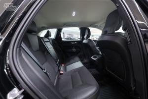 Black Volvo XC60 2021 in Kaunas, with an engine capacity of 0.00 L and mileage of 75 thousand km for 35919 €, photo 12 on AUTOMOTO.COM.LV