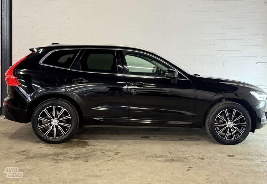 Melns Volvo XC60 2021 Kauņa, ar dzinēja tilpumu 2.00 L un nobraukumu 45 tūkst. km par 32649 €, foto 7 vietnē AUTOMOTO.COM.LV