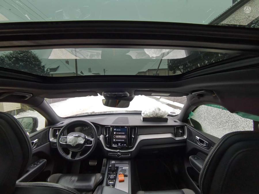 Черный Вольво ХС60 2021 в Каунас, объемом двигателя 1.97 л и пробегом 68 тыс. км за 20700 €, фото 14 на AUTOMOTO.COM.LV