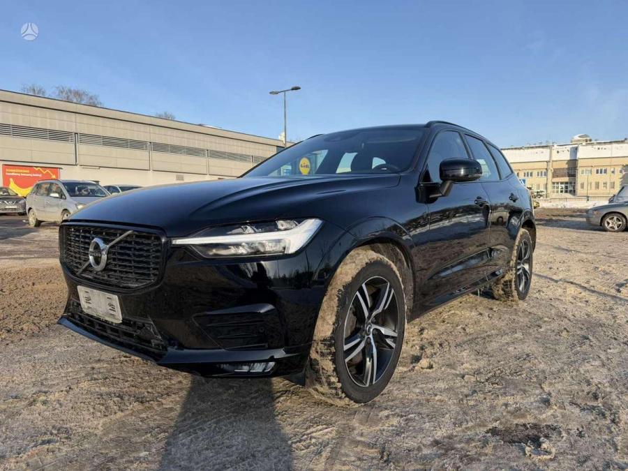 Melns Volvo XC60 2021 Viļņa, ar dzinēja tilpumu 1.97 L un nobraukumu 233 tūkst. km par 23900 €, foto 1 vietnē AUTOMOTO.COM.LV